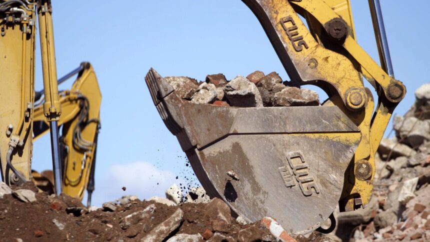 Construction Waste to Useful Product – Dave Soiland Co. NorCal Crushers ...
